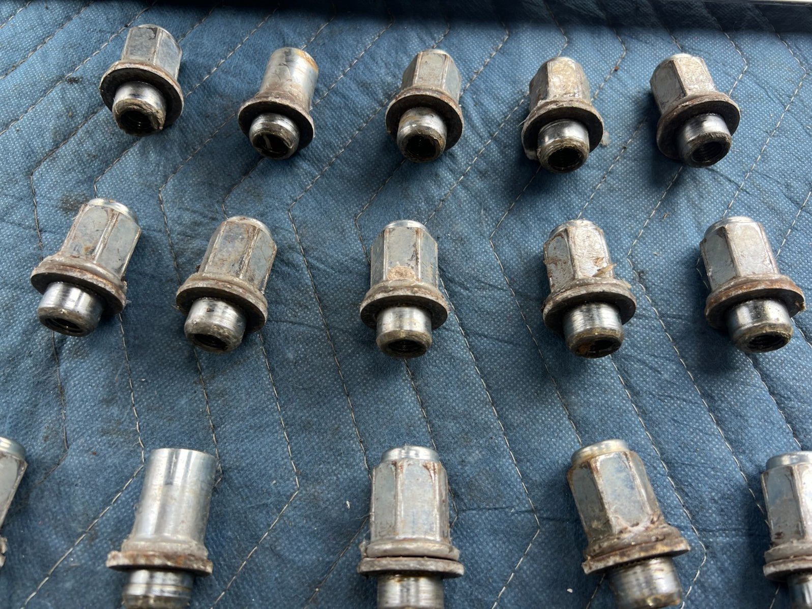 2002-2006 Toyota Camry Wheel Rim Lug Nuts Locks Complete OEM #138DU — Helenbrook Sales and ...